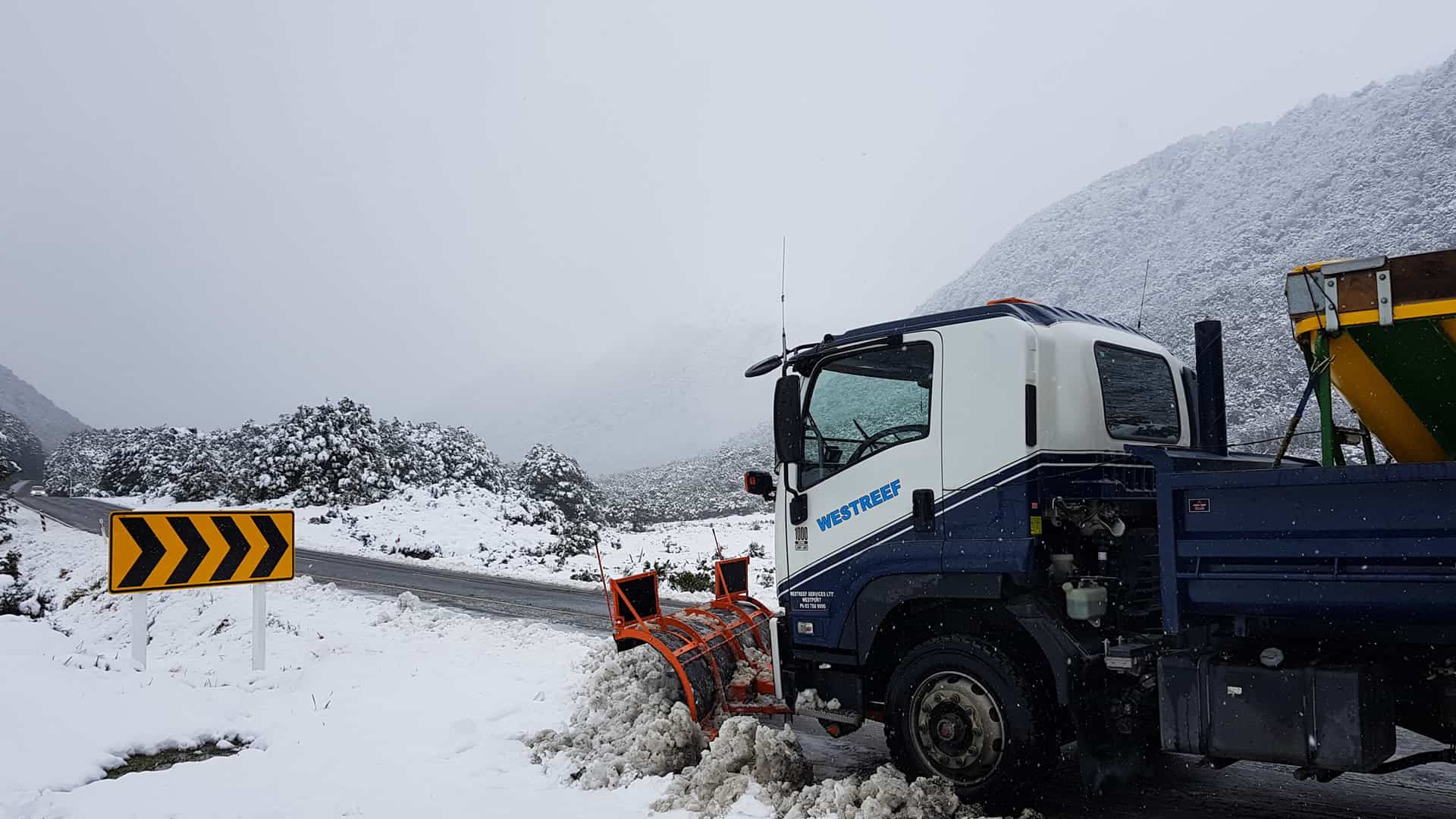 Classic South Island Snow Storm - Extreme Pursuit