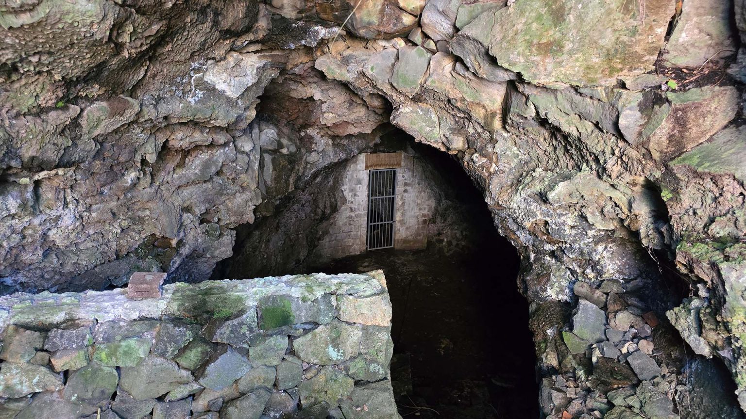 Stewart’s Lava Cave, Auckland – Virtual Tour - Extreme Pursuit